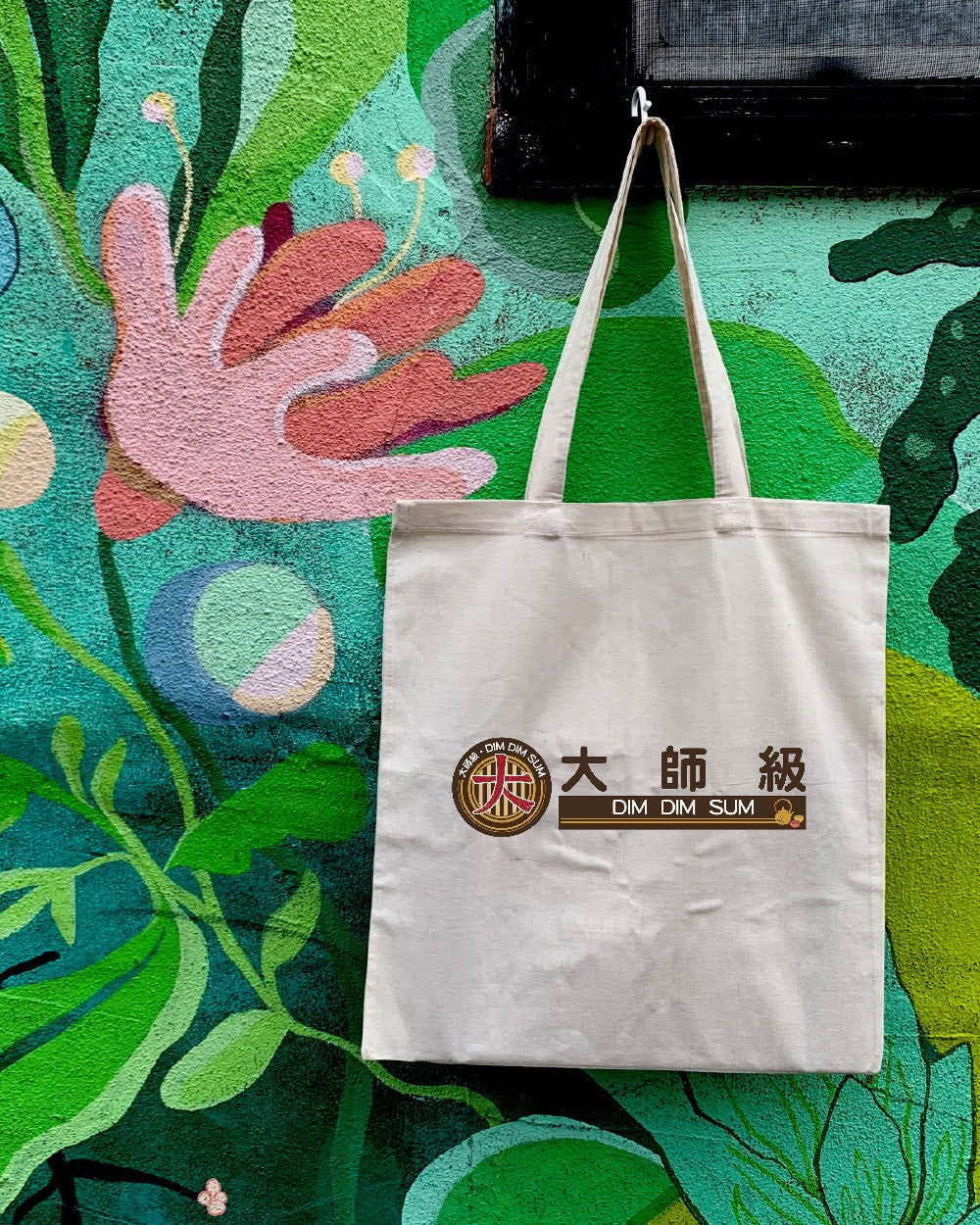 How Tote Bags Became the Star of Restaurant Branding: An Insider’s Per ...